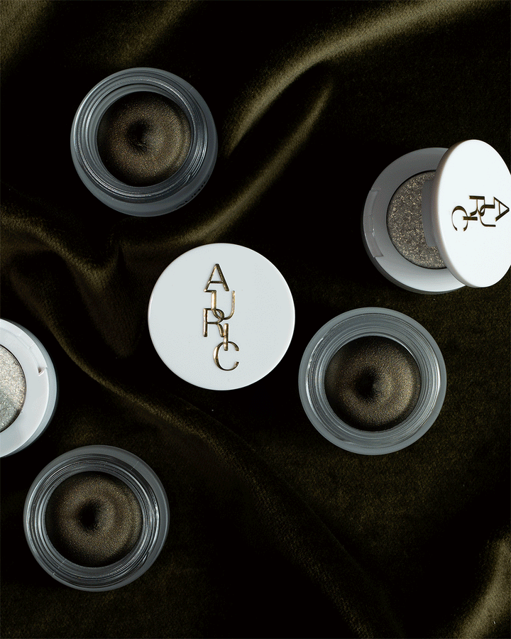 Luxury cosmetics brand created by Samantha Ravndahl