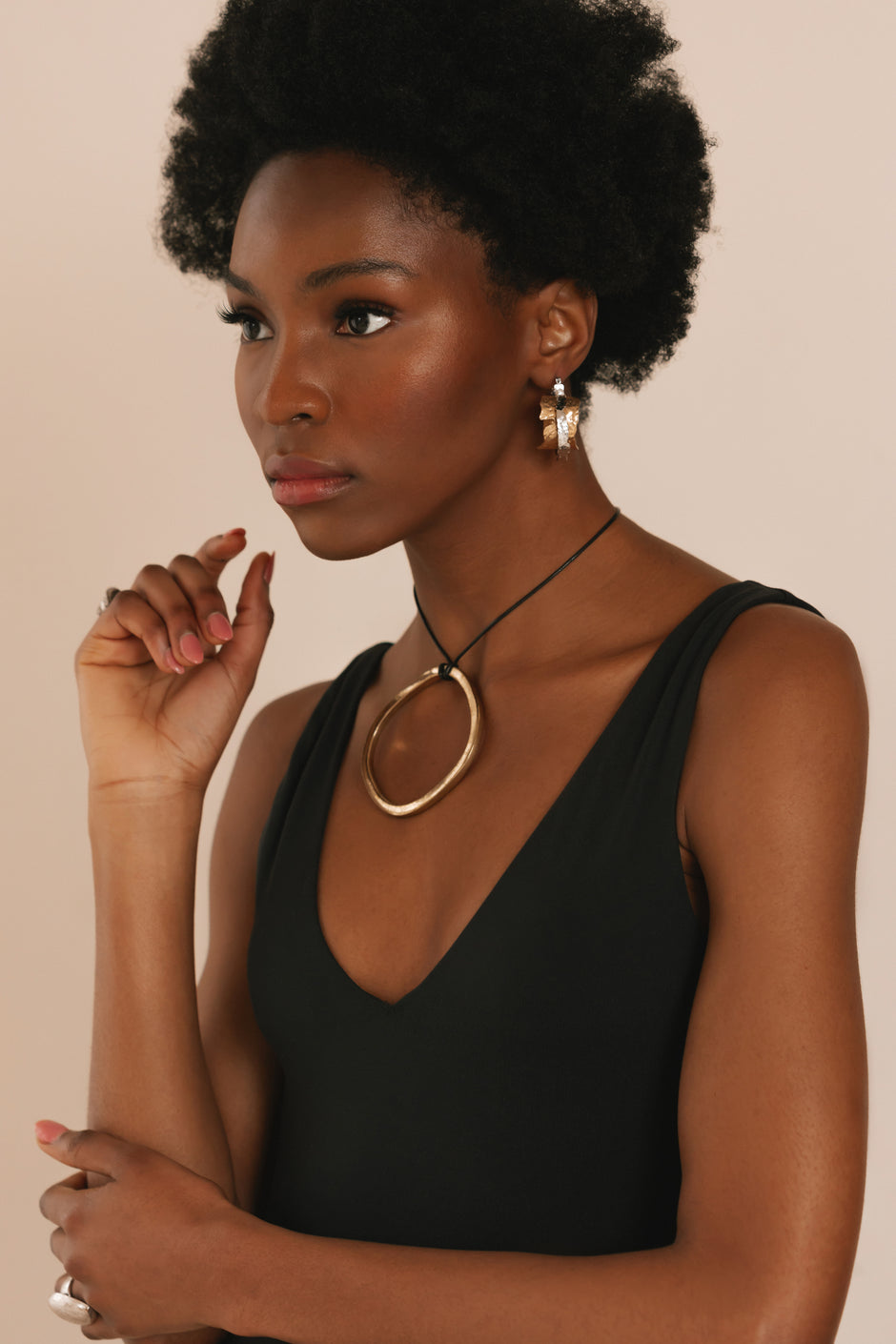 Luxury cosmetics brand created by Samantha Ravndahl